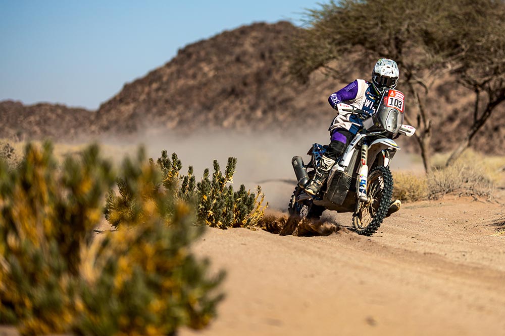 StriveME - المرحلة العاشرة لرالي داكار السعودية 2024..شيشيريت يسجل فوزه الأول ولوب يقلص الفارق ...